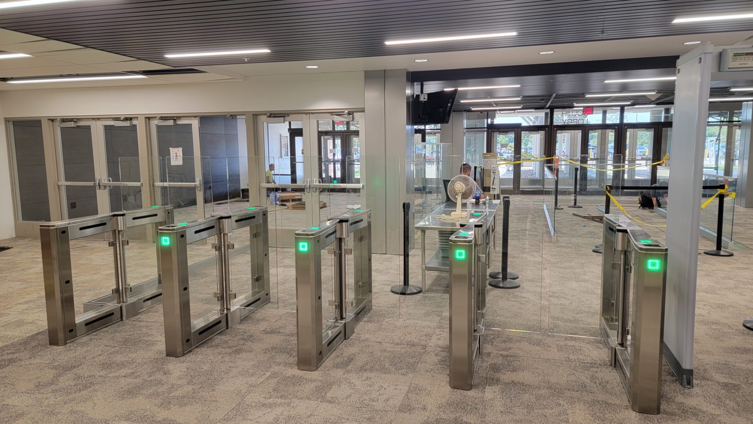 Waist-High Optical Turnstiles | Security & Throughput